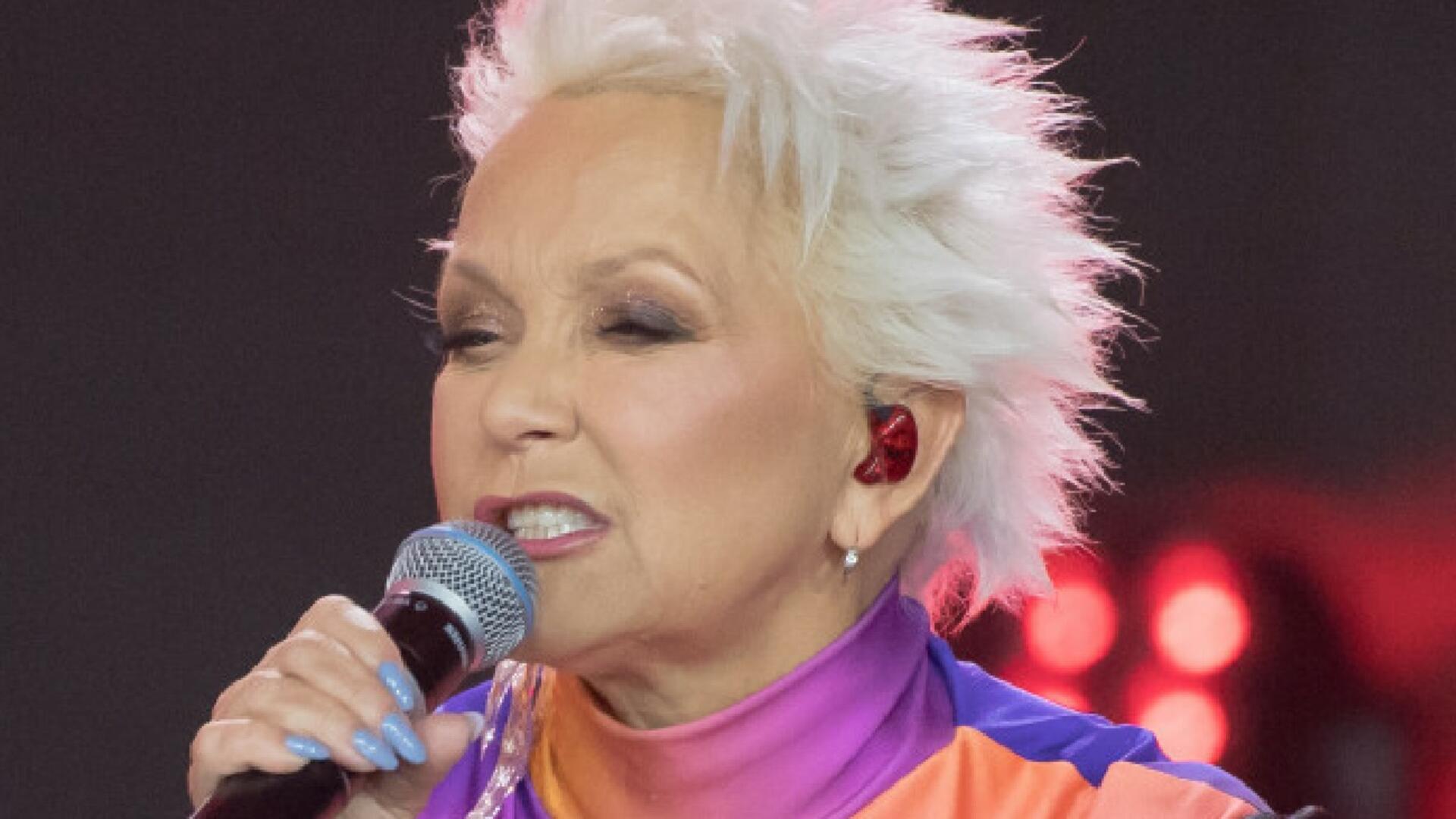 Małgorzata Ostrowska z apelem do kobiet. "Spadamy głową w dół" - Złote ...
